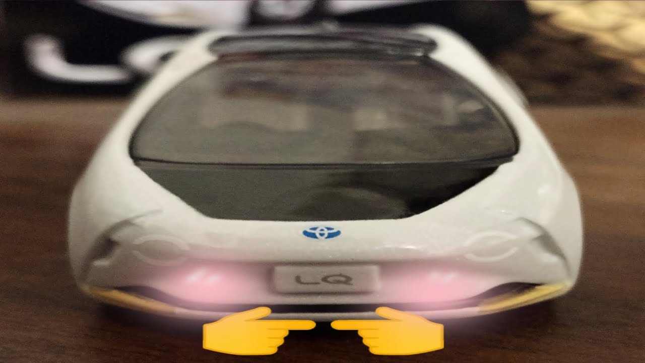 Un Unboxing Aburridamente Random: Toyota LQ Concept de Tomica - YouTube