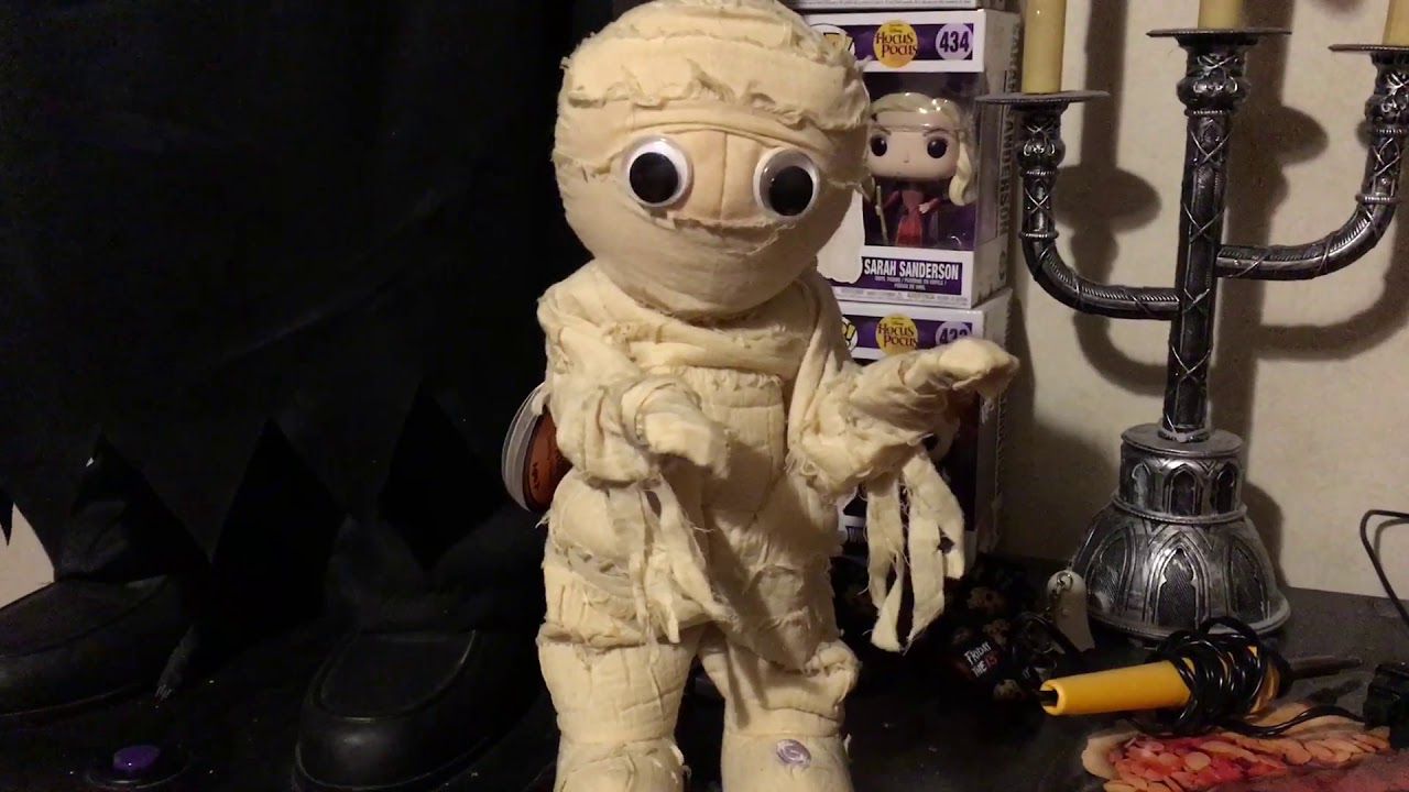 Gemmy dancing thriller mummy - YouTube