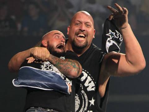 SmackDown: Big Show rips off CM Punk's mask