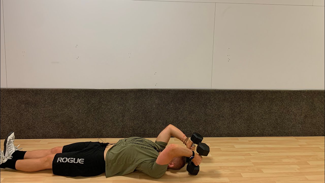 How to Dumbbell Floor Skullcrusher in 2 minutes or less - YouTube