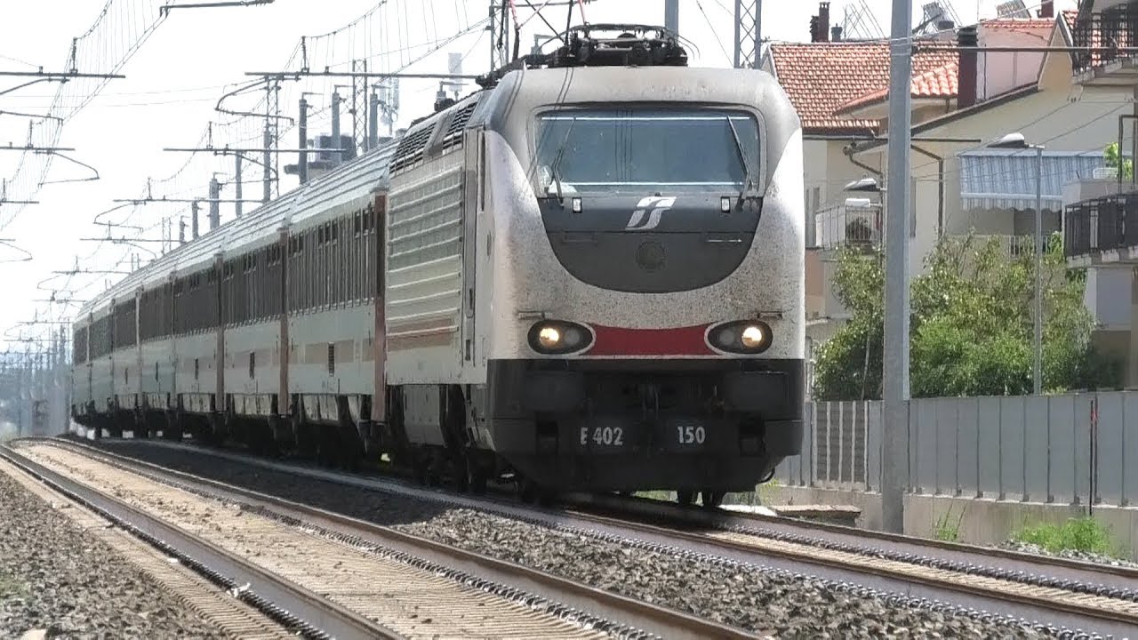 Trains of Italy in Rimini - YouTube