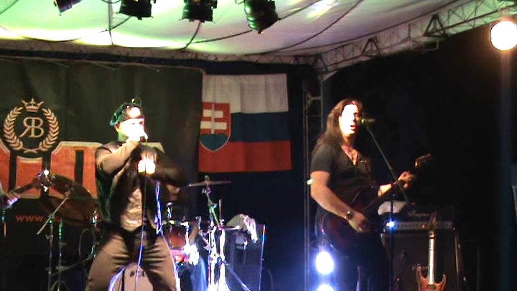 Vida Rock Band - Rockerszív - YouTube