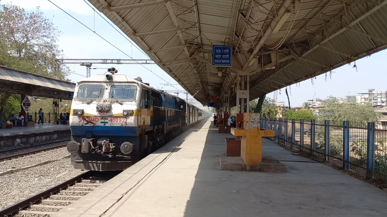 Dangerous Diesel Locomotive Aggression | Dual cab EMD Locomotive ...