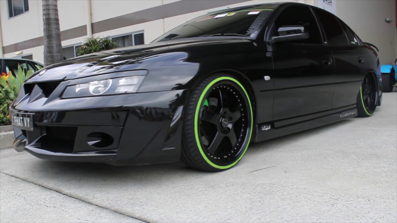 Phat VY HSV Clubsport - YouTube