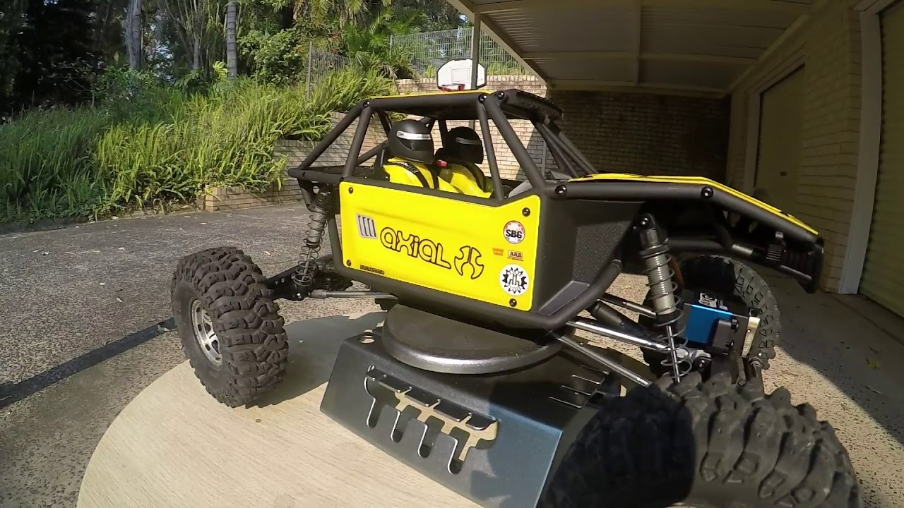Axial Capra With overdrive front Axle and DIG - YouTube