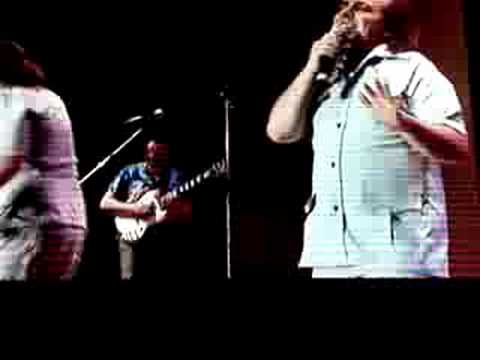 Mighty Boosh Festival 2008 - Bob Fossil Vs Har Mar Superstar - YouTube