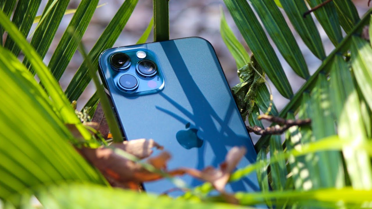 IPhone 12 Pro Max: 72 Hours Later with an Android User - YouTube