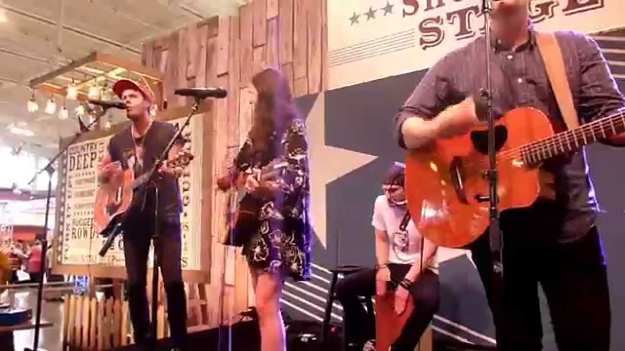 CMA Fest 2015: Elizabeth Huett - What You Do To Me (live clip) - YouTube
