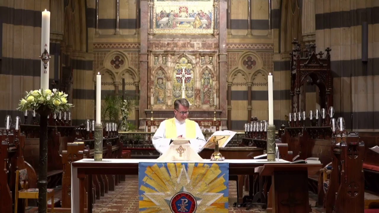 Easter Thursday Eucharist: 16 April - YouTube