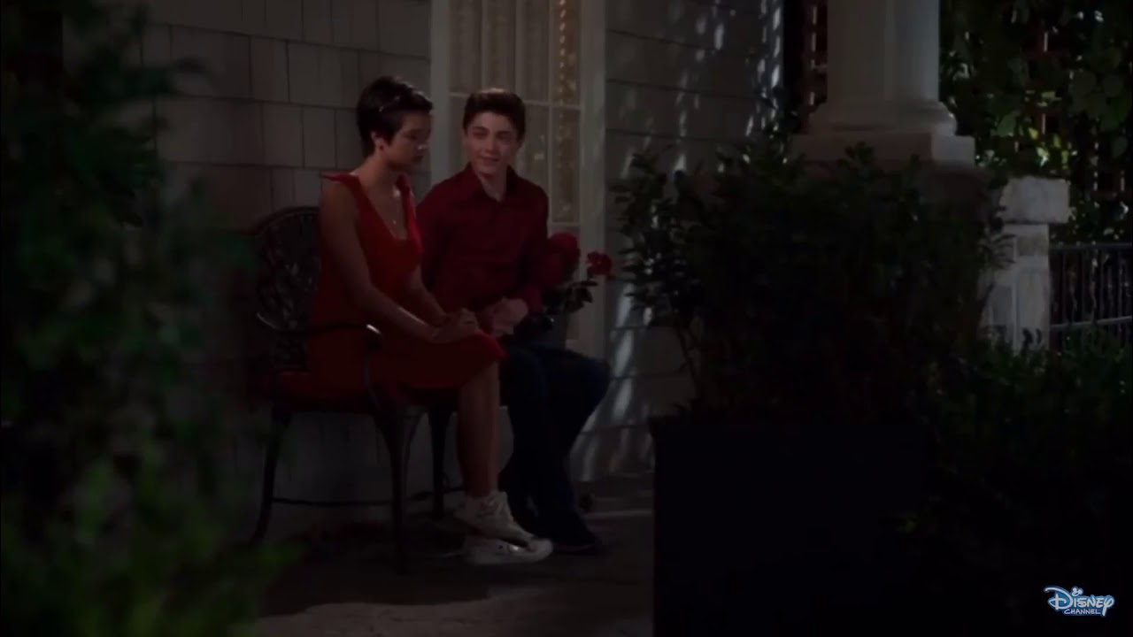 Andi Mack- 3x02 Andi and Jonah Break Up - YouTube