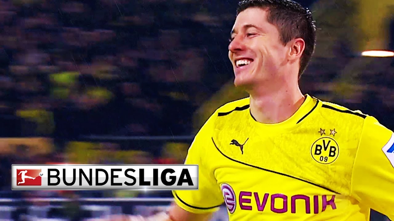 Hat-Trick Hero - Lewandowski Scores 3 Goals in 18 Minutes - YouTube