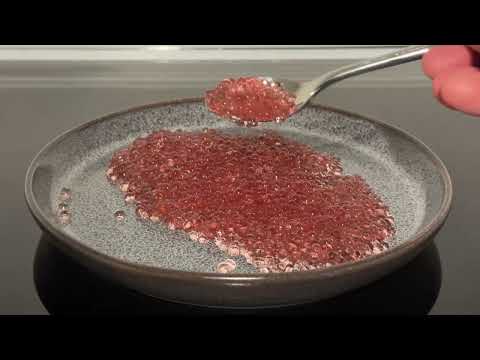 Spherification 🧪Transform your cocktails and dishes with molecular magic using the Caviar Box Kit