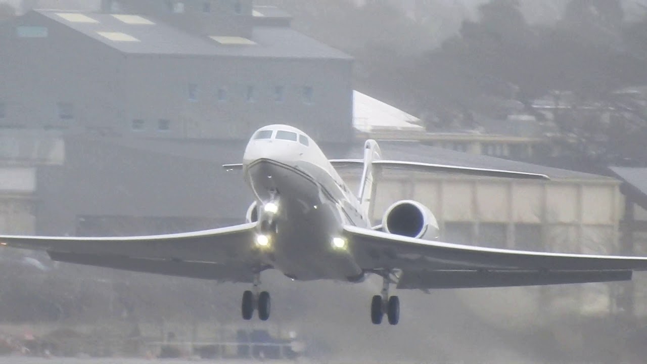 G650 TAKE OFF N102BG - YouTube