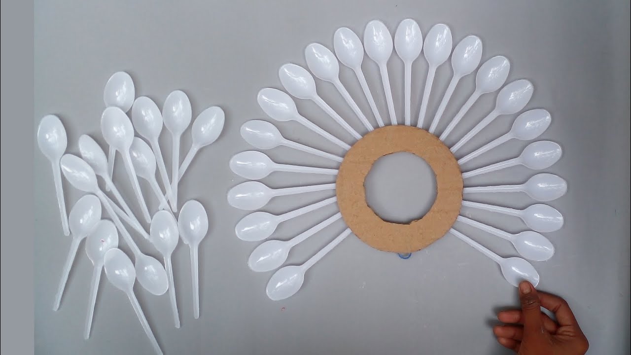 Plastic Spoon Craft Ideas/Diy Paper Craft/Home Decoration With Paper ...