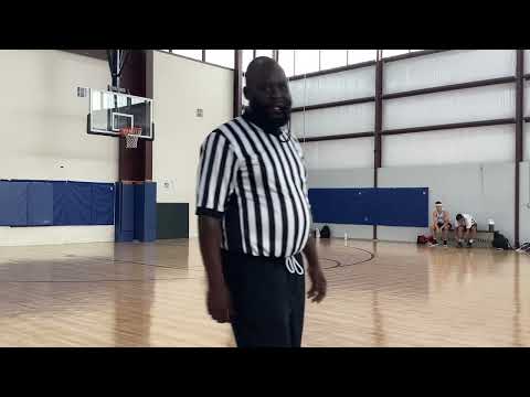 Gladiators vs Minions - YouTube