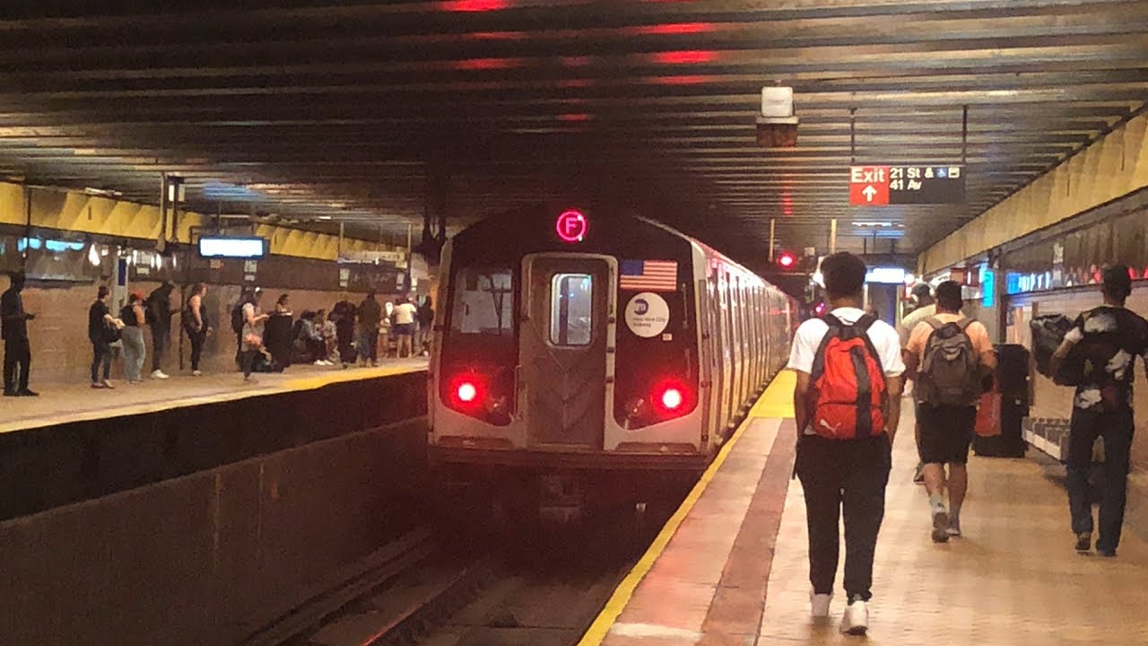 (F) Train Action at 21st Street–Queensbridge - YouTube