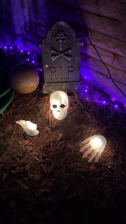 Halloween Fun : A grave reminder. - YouTube