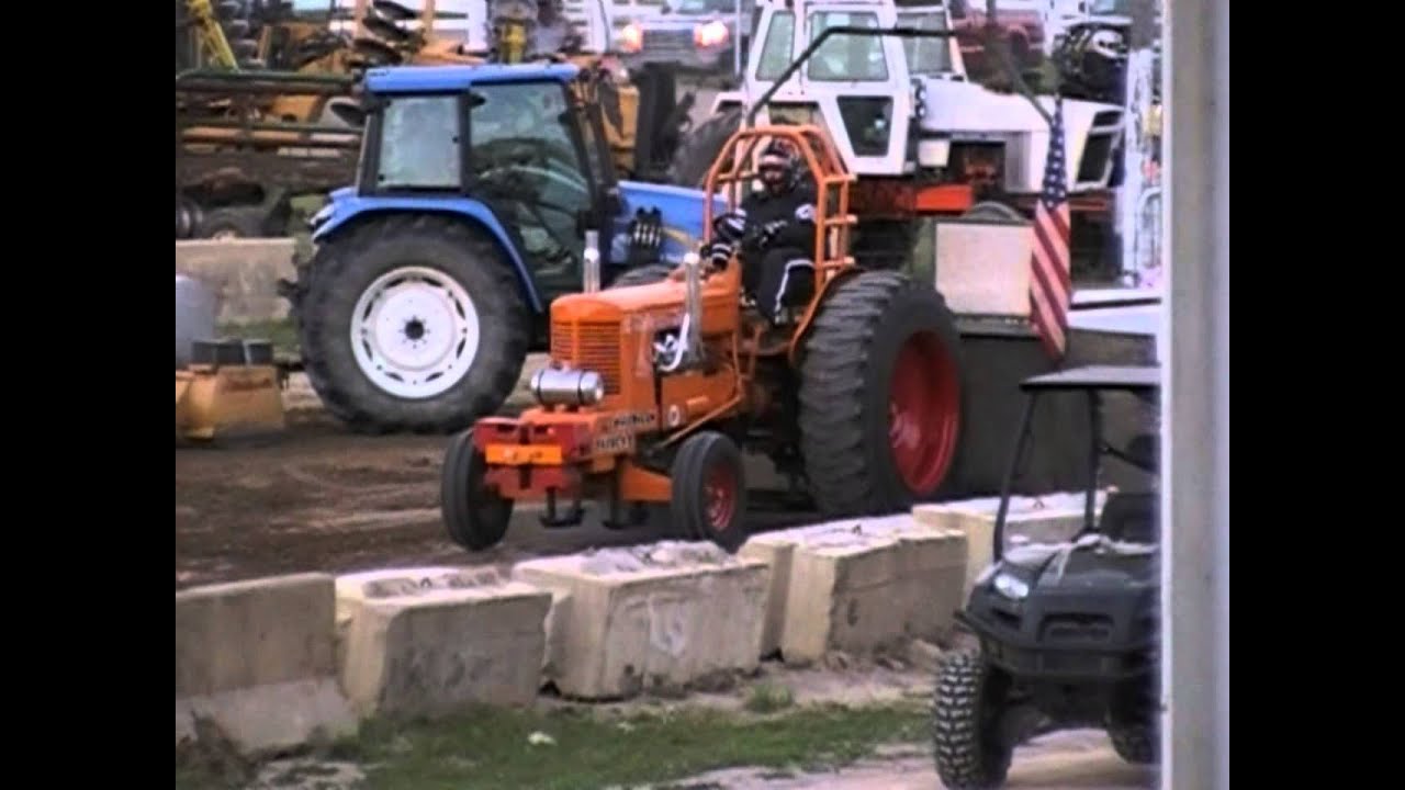 V8 HOTROD TRACTOR PULLS 2013 EATON OH FALL CLASSIC - YouTube