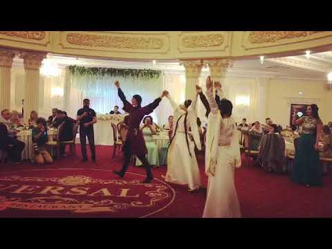 Russia da Azeri toy yalli