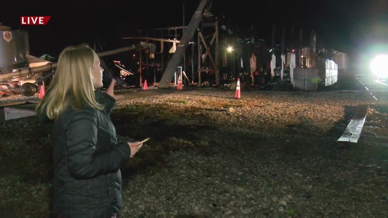 VIDEO: Fire in Purdy leads to evacuations, explosions - YouTube