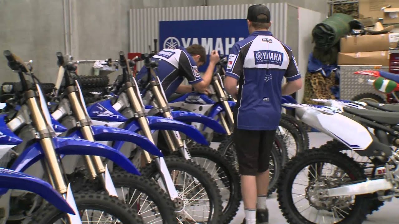 MXTV chats with Craig Dack from CDR Yamaha - YouTube