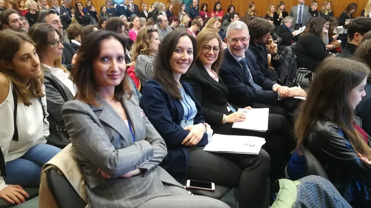 Jams, le interviste a Paola De Rose e Flavia Cirillo - YouTube