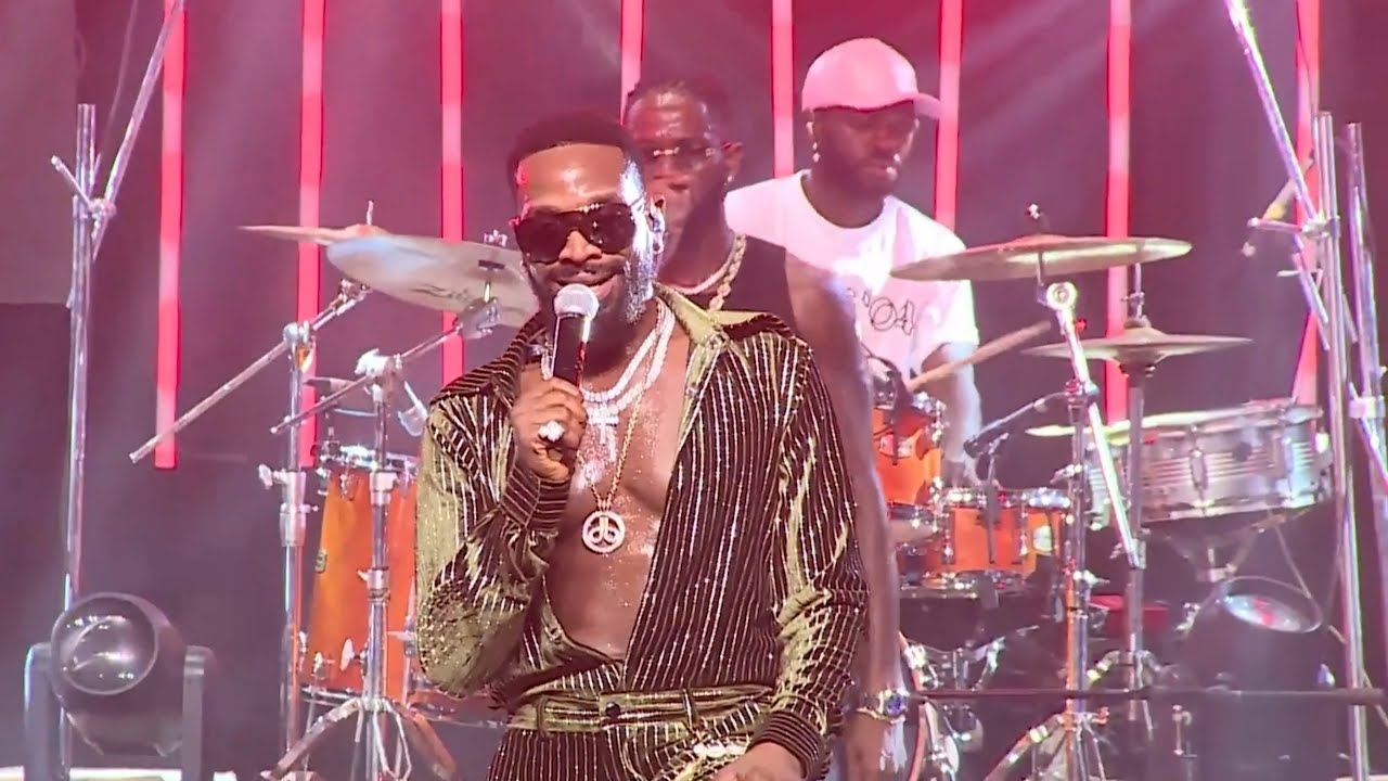D'Banj Celebrates 20 Years On Stage At The New Africa Shrine - YouTube