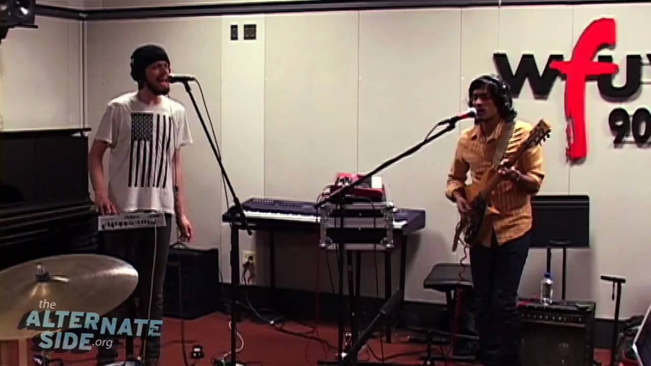 Yeasayer - "O.N.E." (Live at WFUV) - YouTube