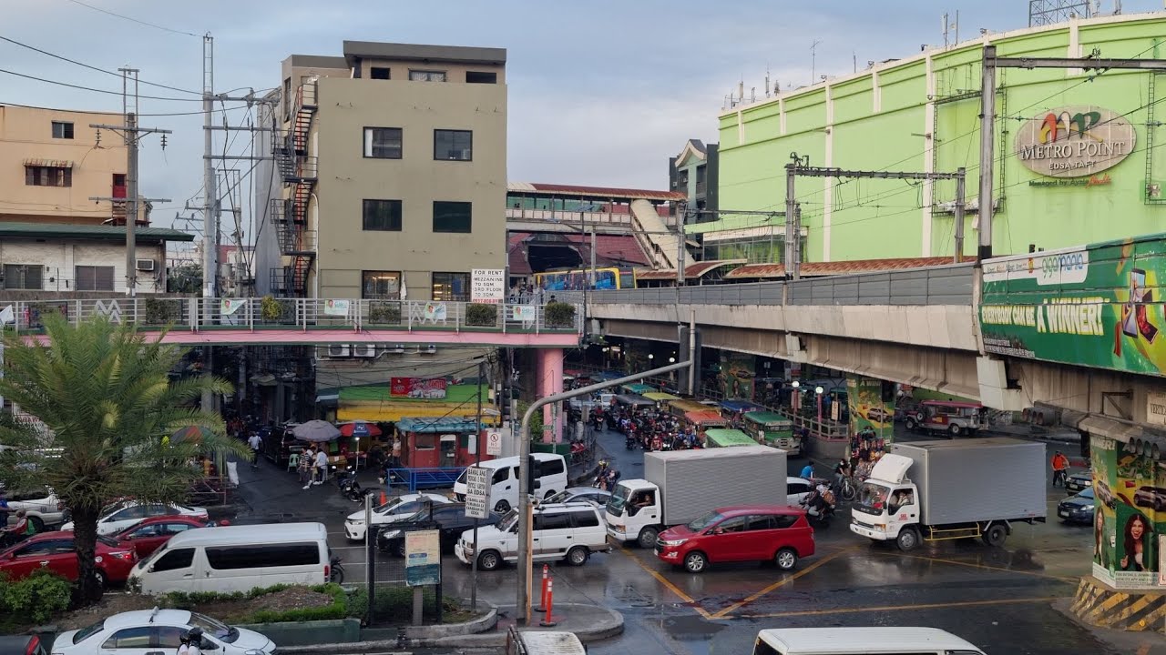 Pasay City walk tour: SM Mall of Asia to Pasay Rotonda via EDSA - YouTube