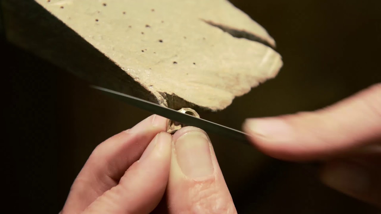 Gold Craftsmanship - YouTube