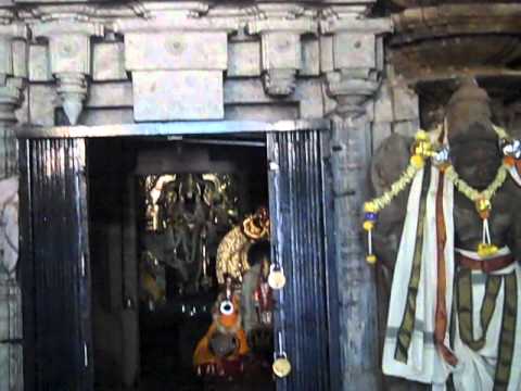 inside Sowmya Kesava temple, Nagamangala - YouTube