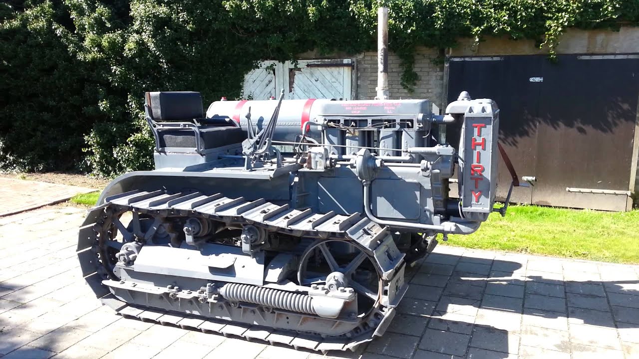 Caterpillar thirty 1930 - YouTube