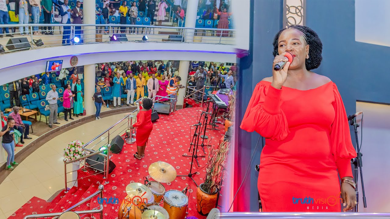 Florence Andenyi full performance - Something good worship experience ...