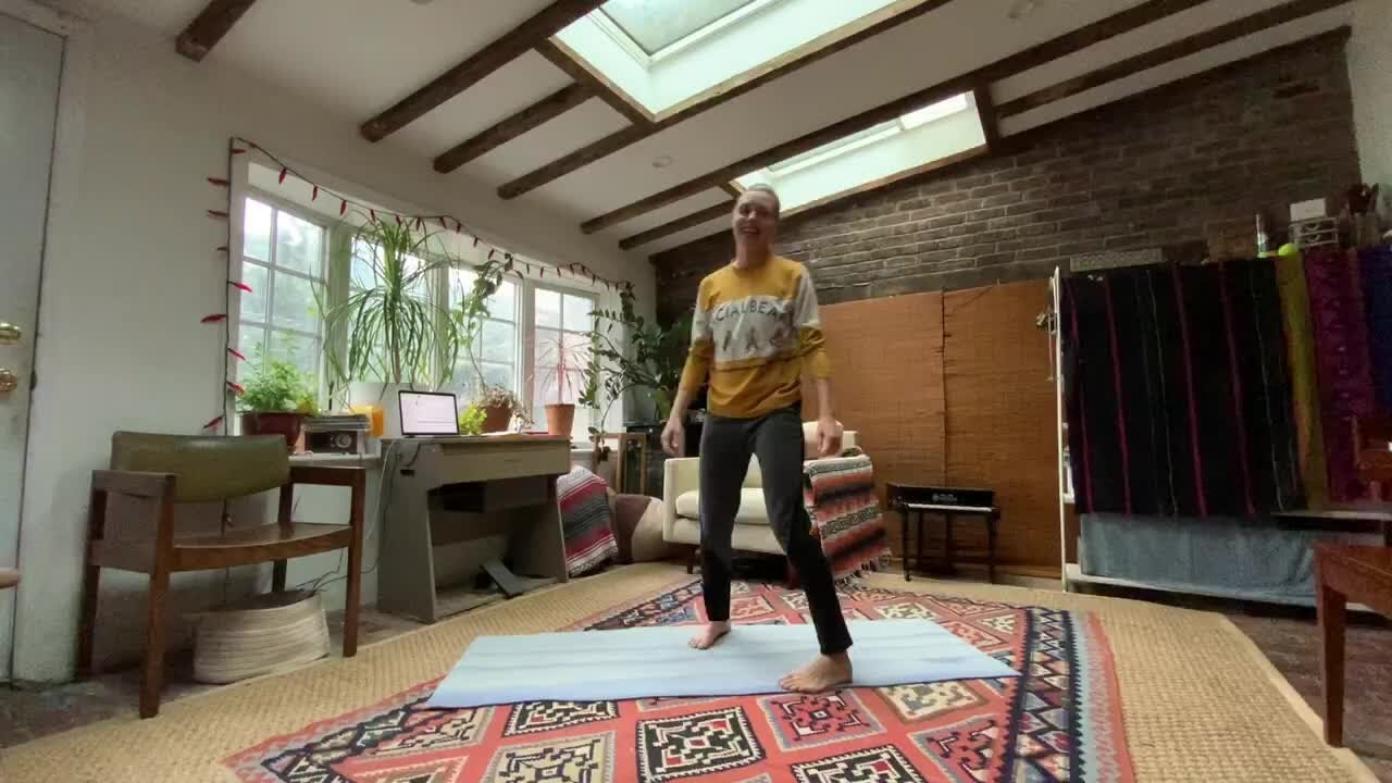 30 min. Stretch and Strength with Mira - YouTube