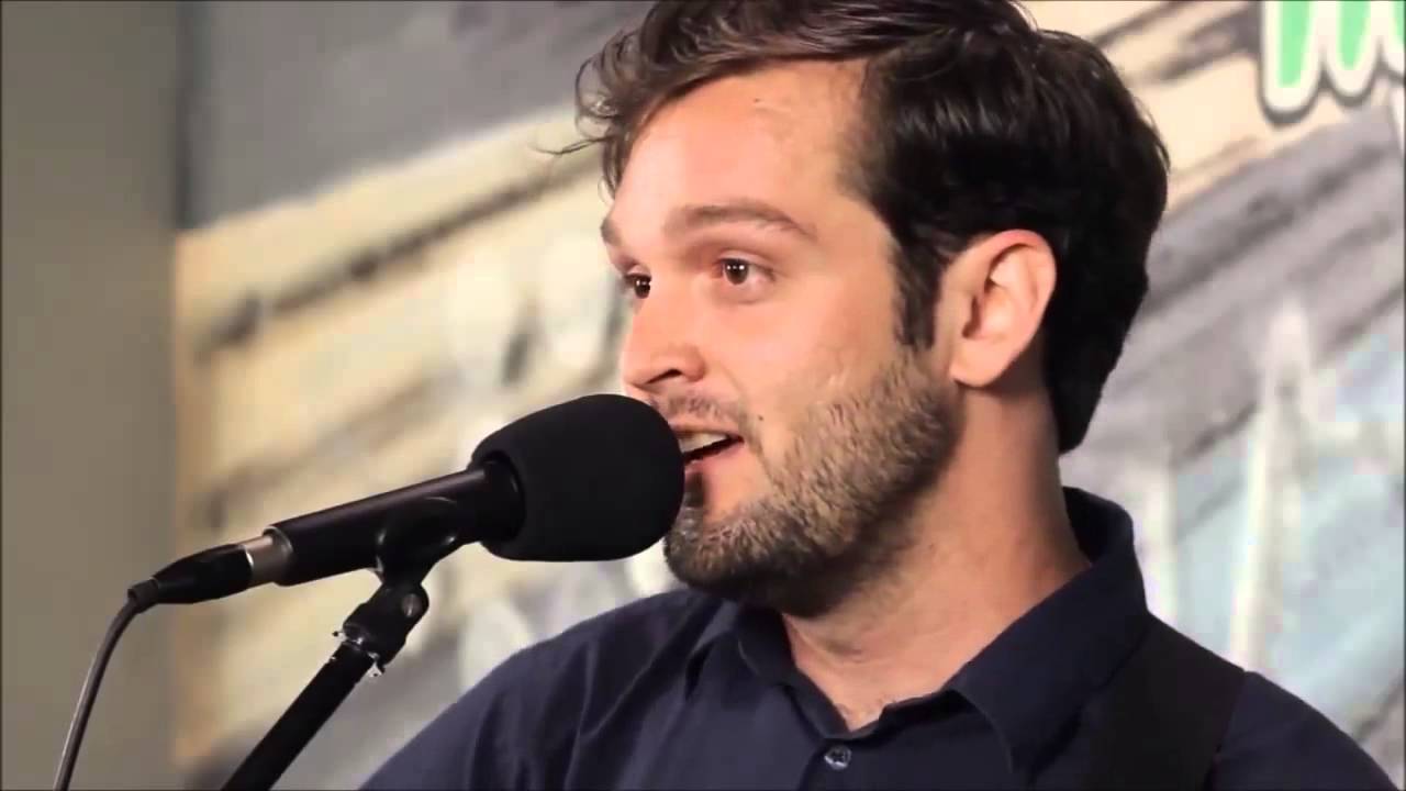 "Big Girls Don't Cry" - 4 Seasons Parody By Comedian Daniel Howard ...