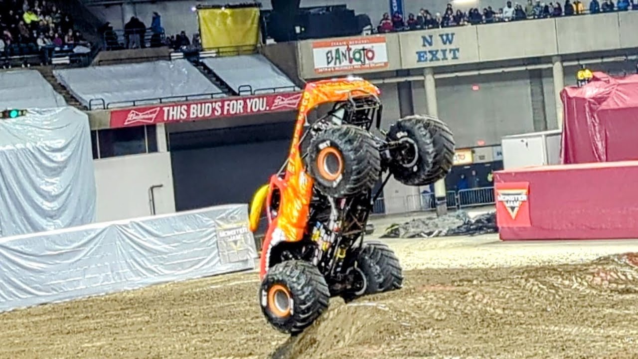 4K Monster Jam Tacoma Seattle 2024 full show (01/12/2024) - YouTube