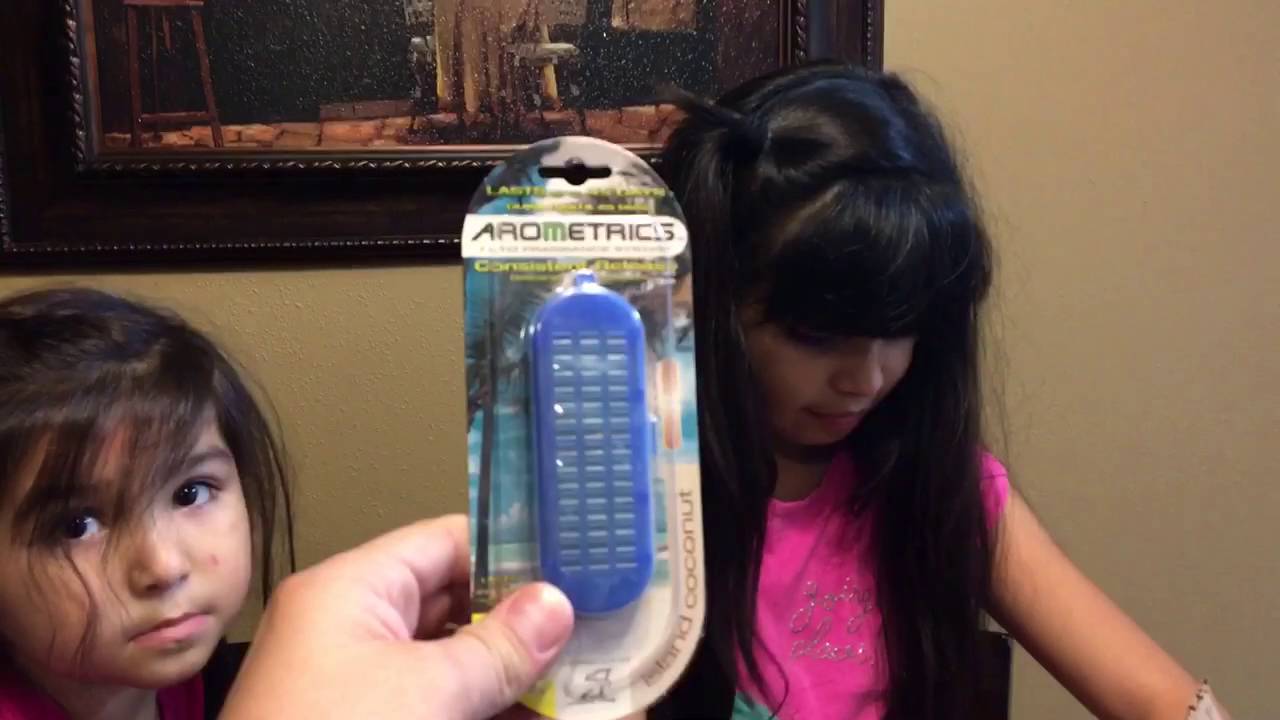 Yugster box of Junk Gold Edition May 2016 - YouTube