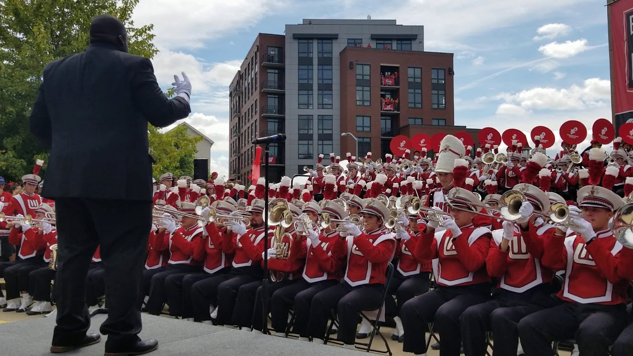 Half time show music by UW Badger Band - YouTube