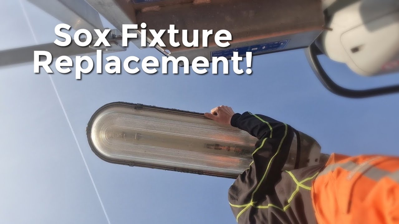 Replacing A Philips SRS (MA) SOX Fixture To A Digistreet LED Fixture ...