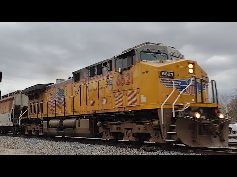 UP 6621 Leads a grain train (NB) - YouTube