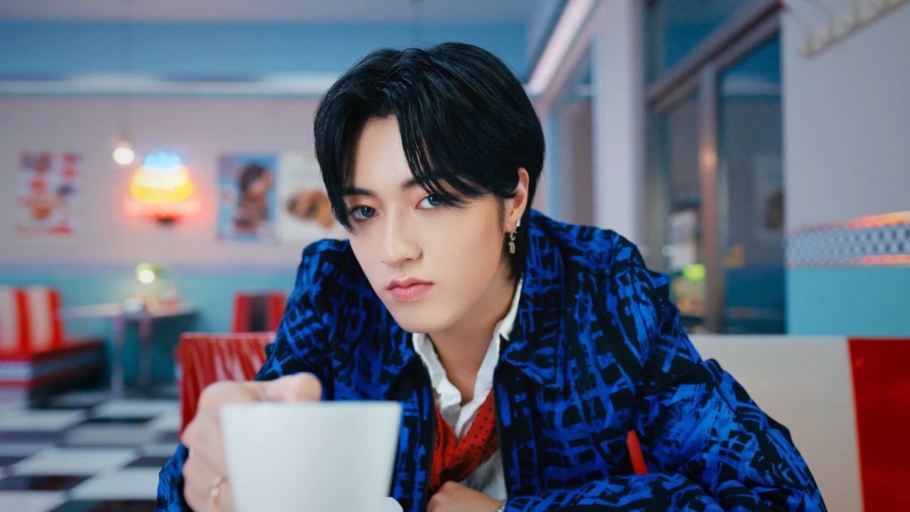 【TREASURE】TREASURE - HELLO with names 认人版 - YouTube