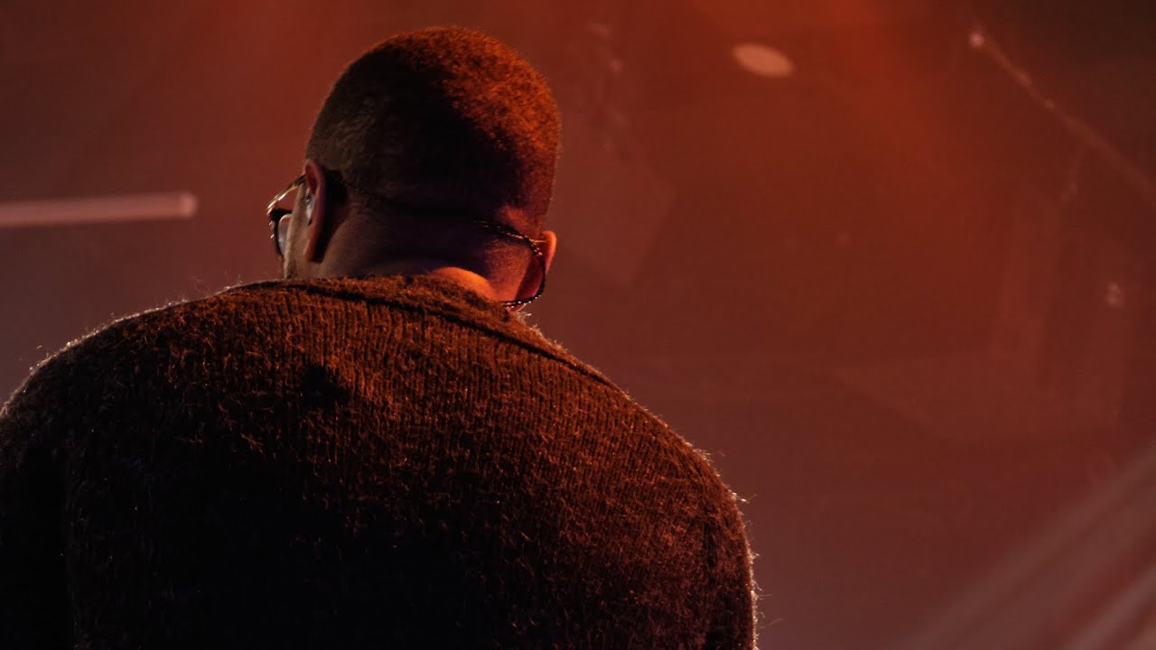 Intro - Let's Dance (feat. B.B. Jay and Dave Hollister) by Gospel pour ...