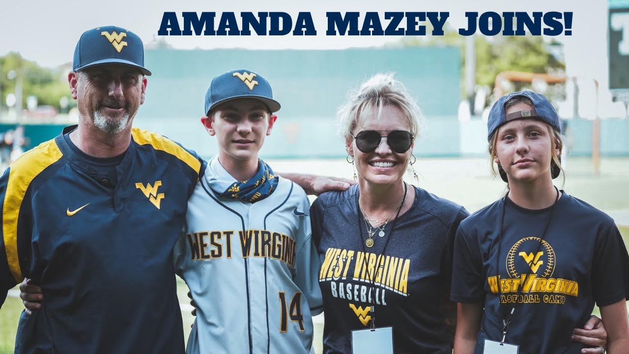 Interview with Broadcaster & Podcaster, Amanda Mazey - YouTube