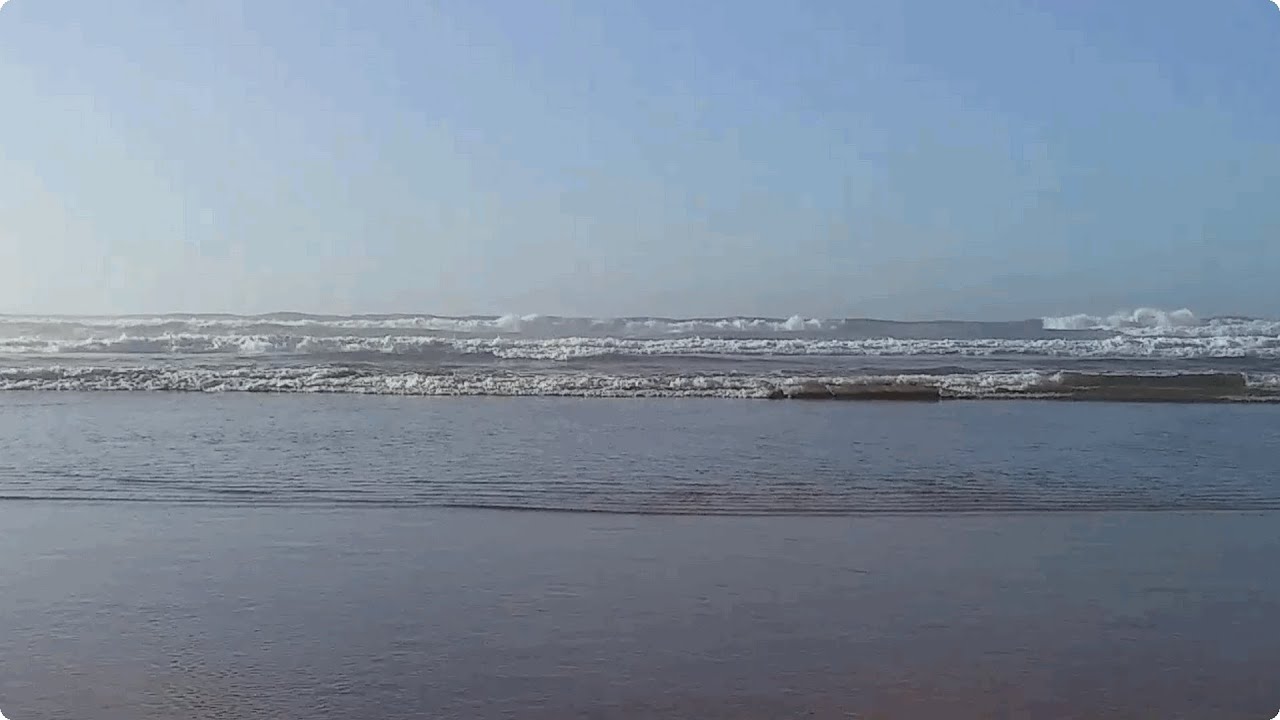 Casablanca's Tide Symphony : Harmonious Waves for Rest and Reflection ...