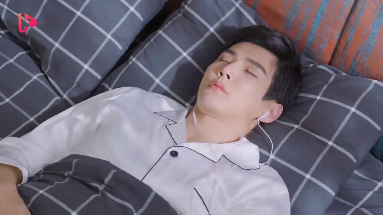 Chinese drama ost (A bout is love) - YouTube