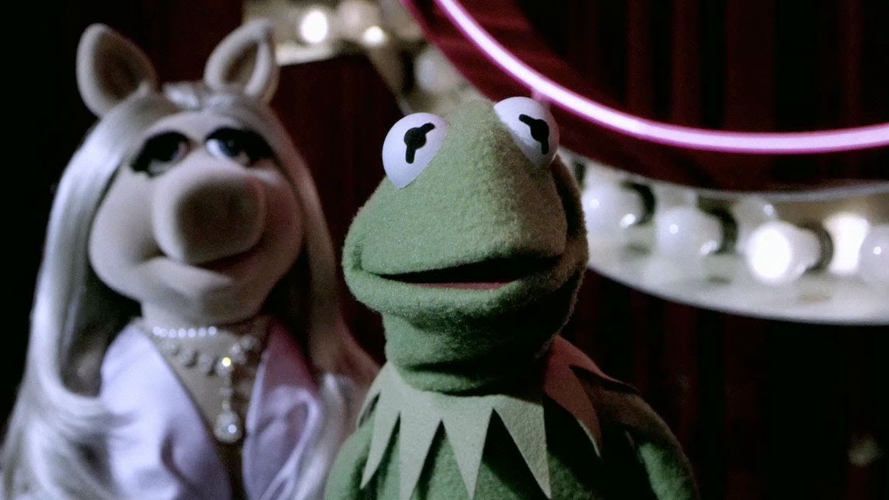 'The Muppets' The Pig With The Froggy Tattoo Trailer HD - YouTube