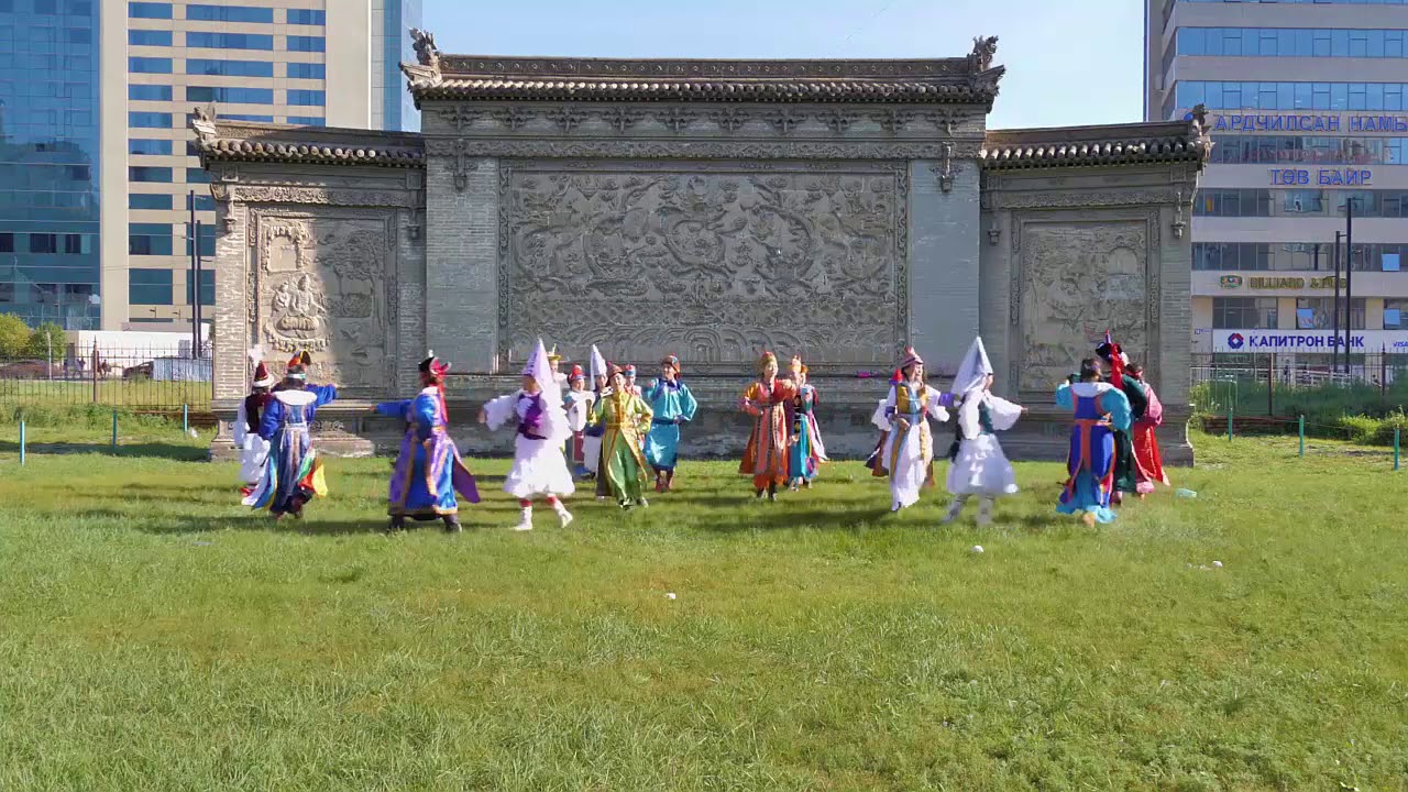 Mongol ardyn bujig - YouTube