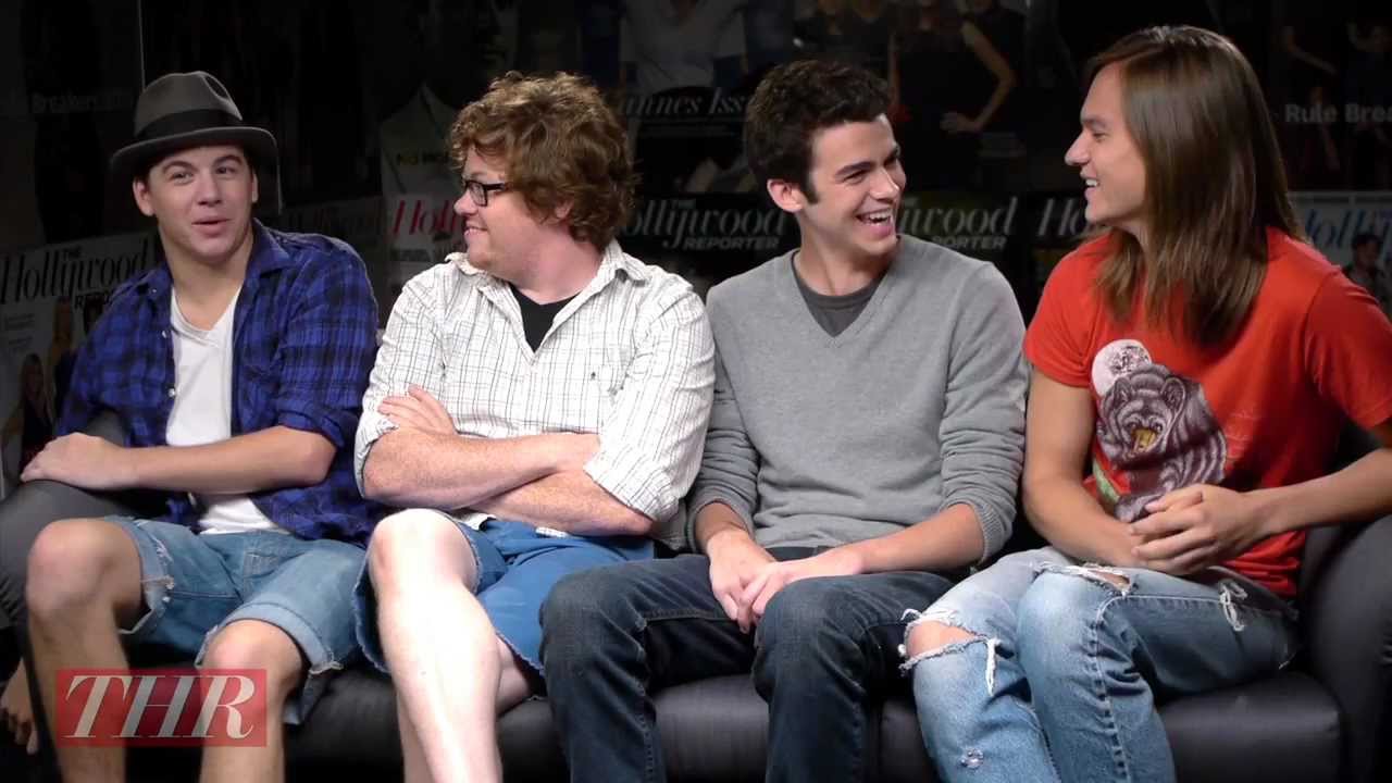 The Cast of 'The Inbetweeners' On their New Show - YouTube