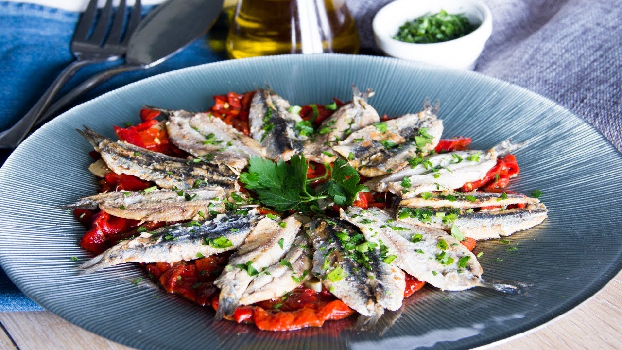 Receta de anchoas al horno con pimientos rojos - YouTube