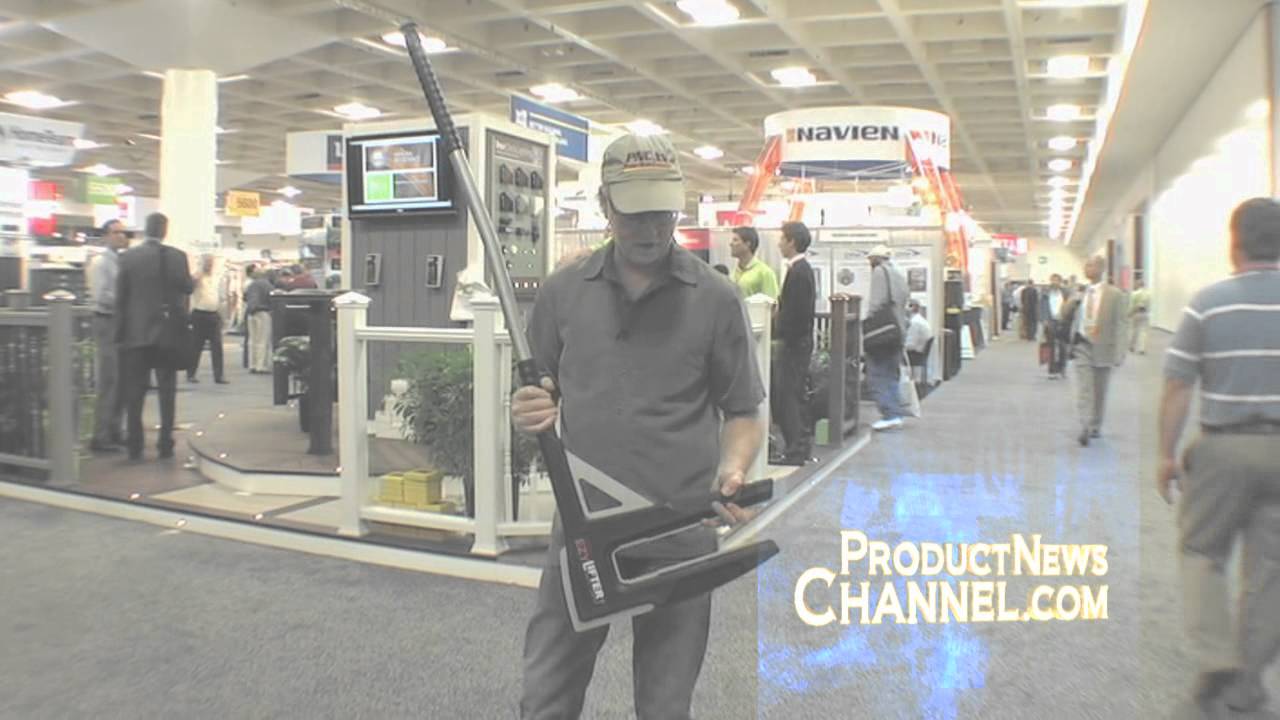 Decking Removal Tool Deck Demolition Tool by EzyLifter Gadget - YouTube